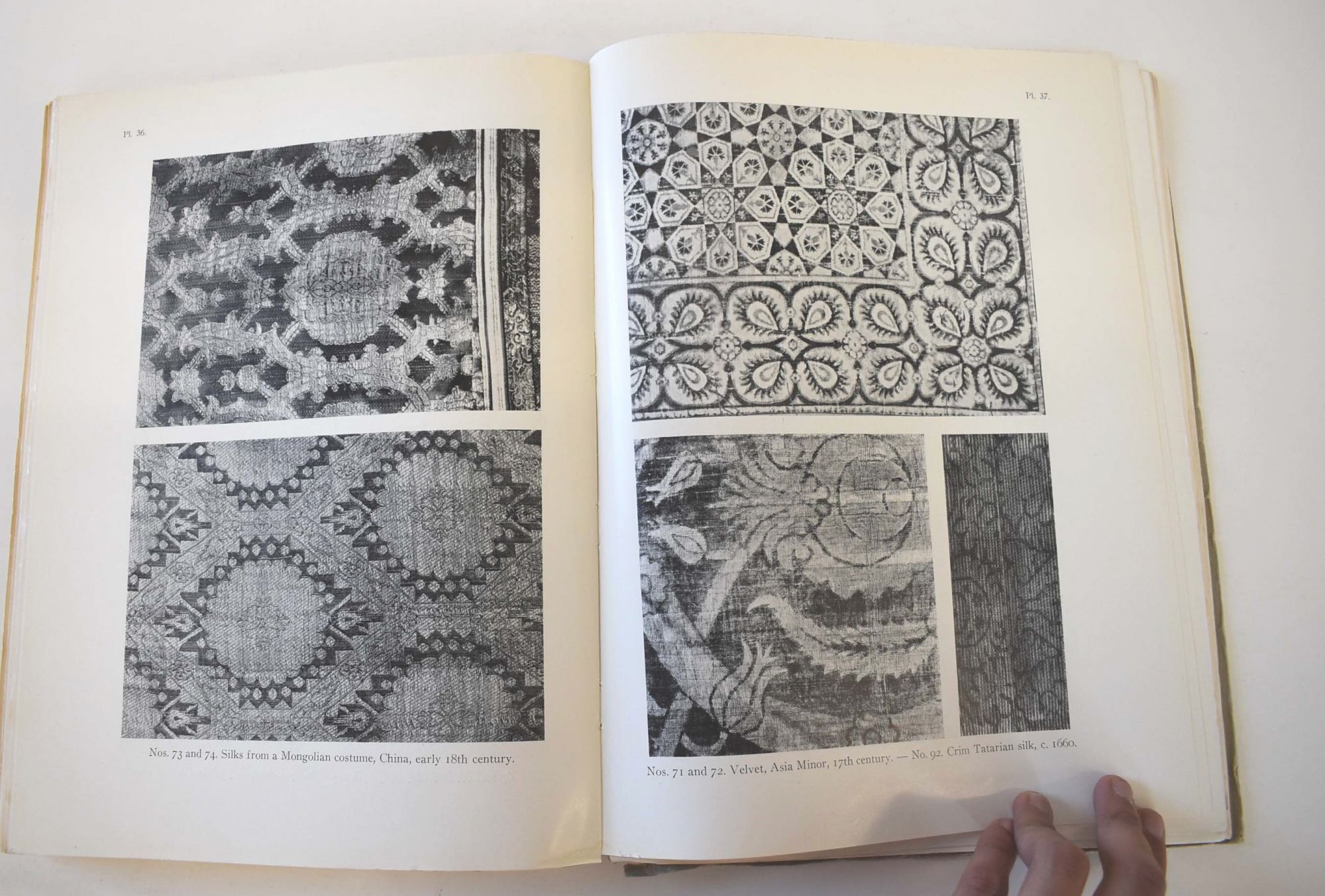 Oriental Textiles in Sweden | Agnes Geijer